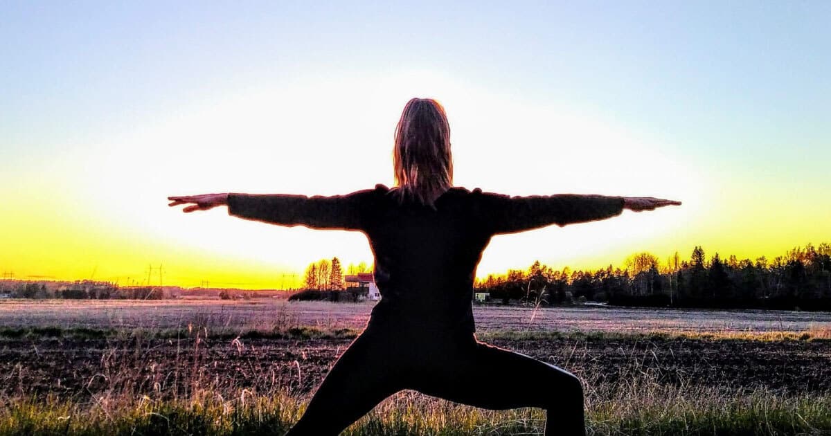 Joogaopettaja Henriikka: Kevytyrittäjänä saan tehdä mitä rakastan!